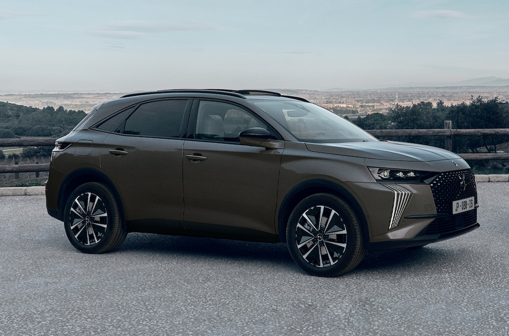 DS 7｜DSオートモビル公式サイト