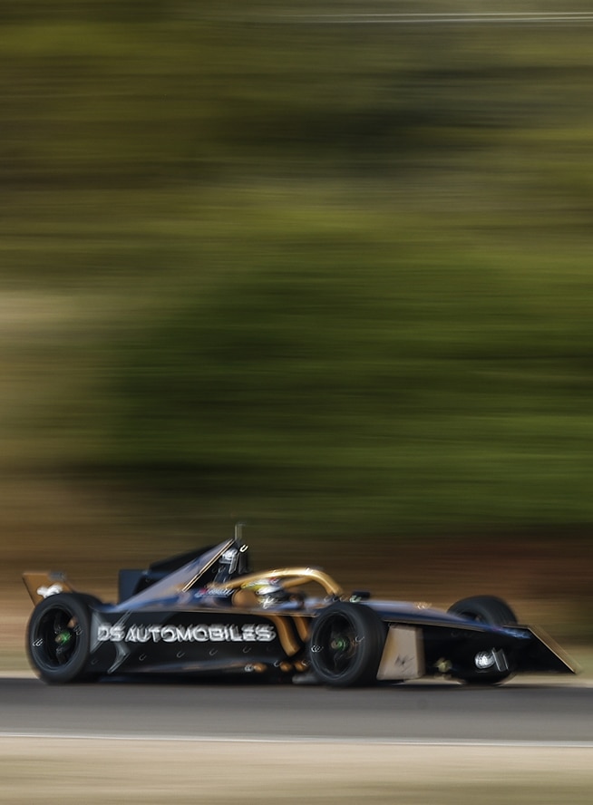 E-TENSE｜DSオートモビル公式サイト